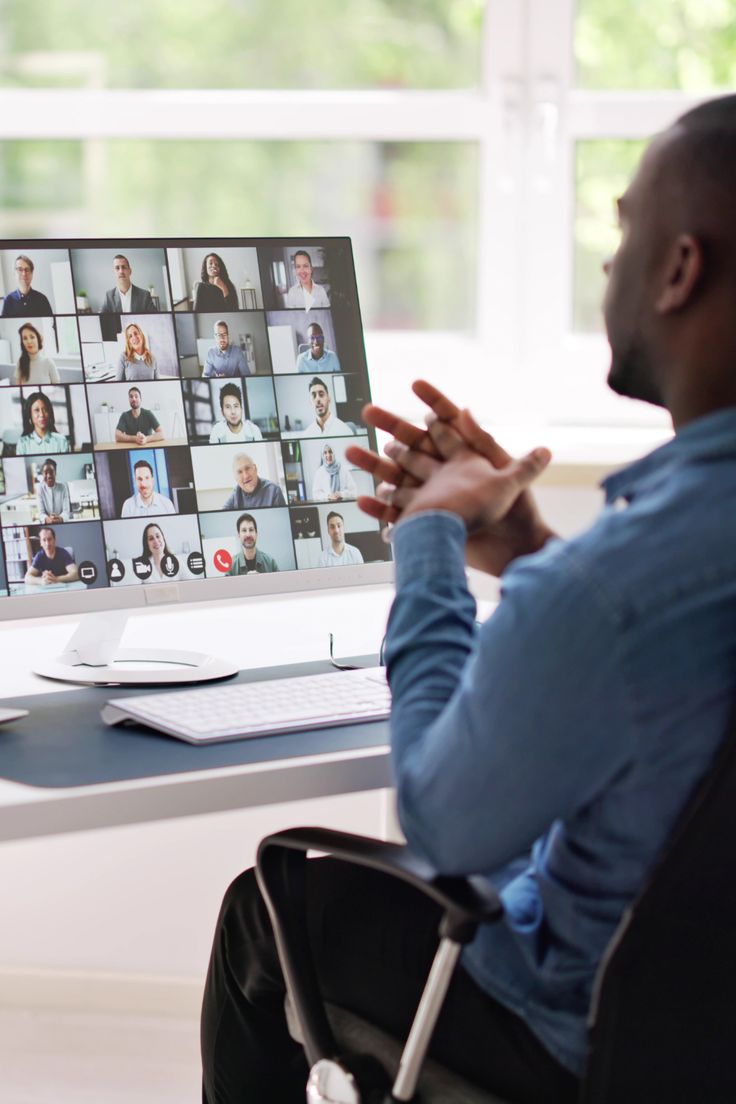 Professional Etiquette: How Not To Be Awkward At Work - The Virtual Insight