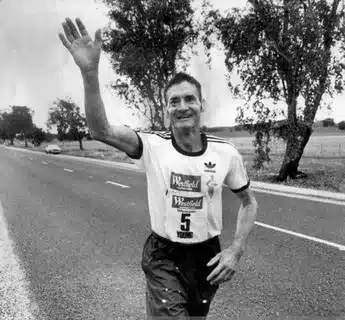 Cliff Young's Story: A Lesson In Grit - The Virtual Insight